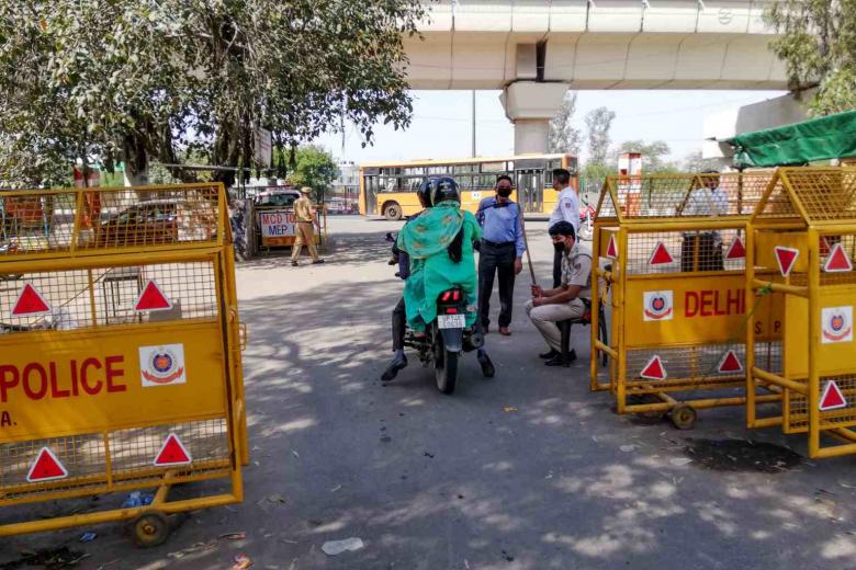 Coronavirus: Chaos as Modi puts India in total lockdown for three weeks ...