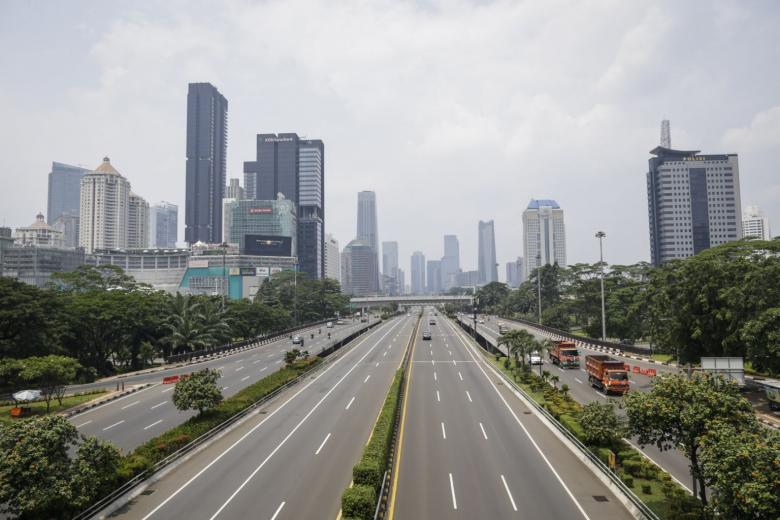 Coronavirus: Jakarta enacts stricter measures as cases continue to ...