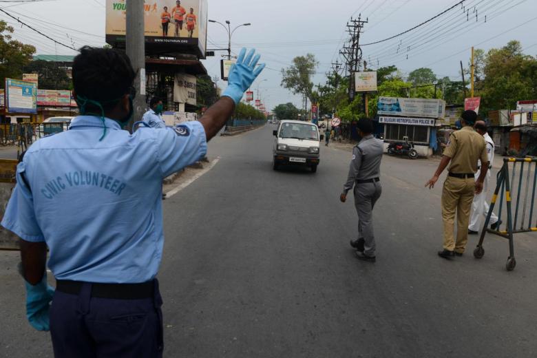 India extends world’s biggest coronavirus lockdown to May 3 | The ...
