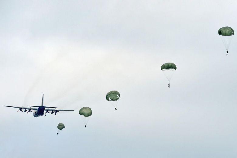 SAF resumes parachute training after 4-month suspension due to training ...