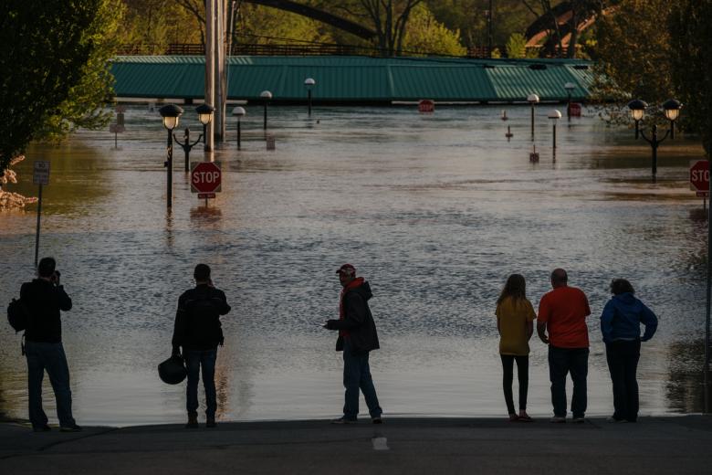 In Pictures: Flood devastates Michigan towns after dams fail | The ...