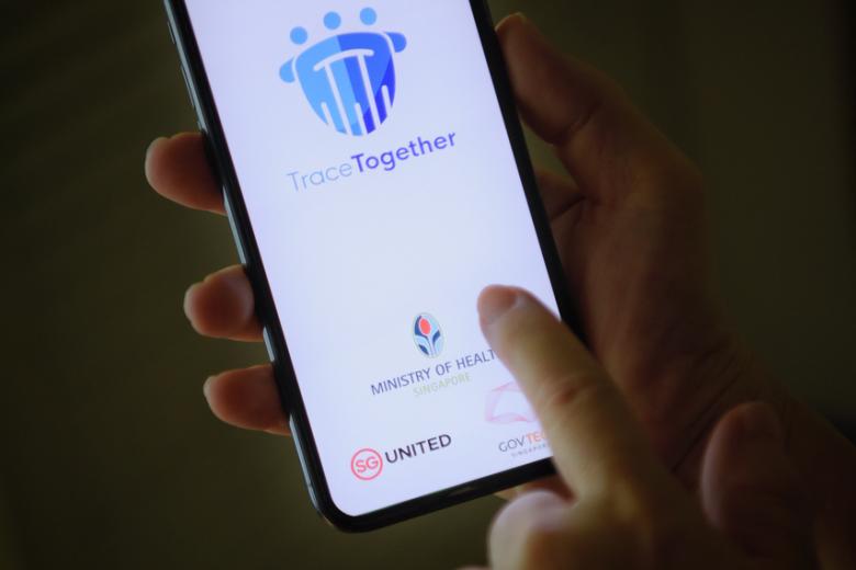 Authorities warn of fake TraceTogether apps, urge users to download ...
