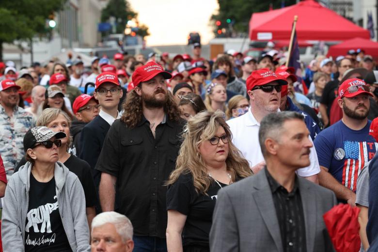 Trump slams protests, defends pandemic response as Tulsa crowd ...