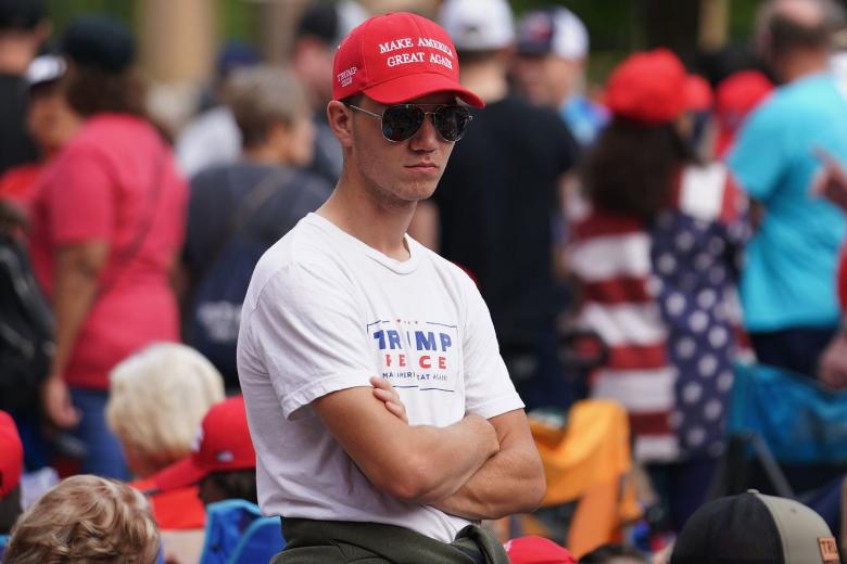 Trump slams protests, defends pandemic response as Tulsa crowd ...