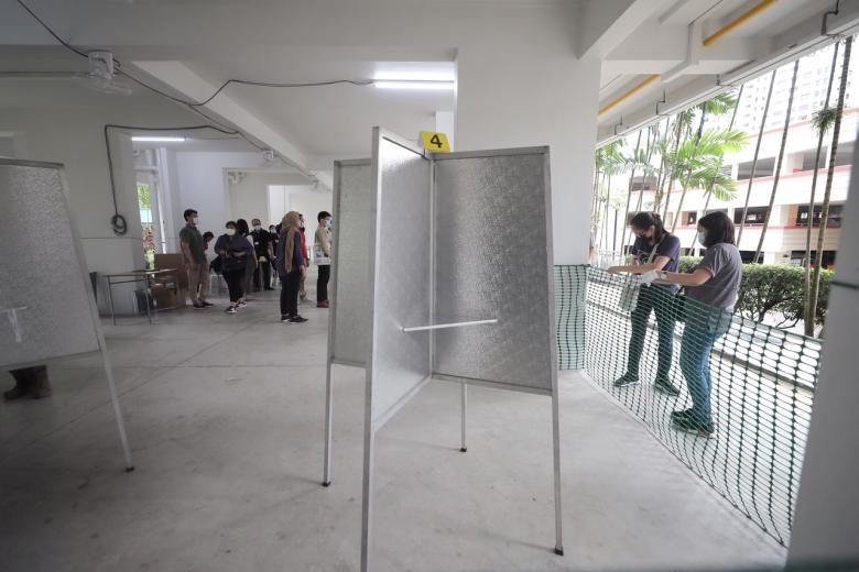 Singapore GE2020: Public servants set up polling stations on Cooling ...