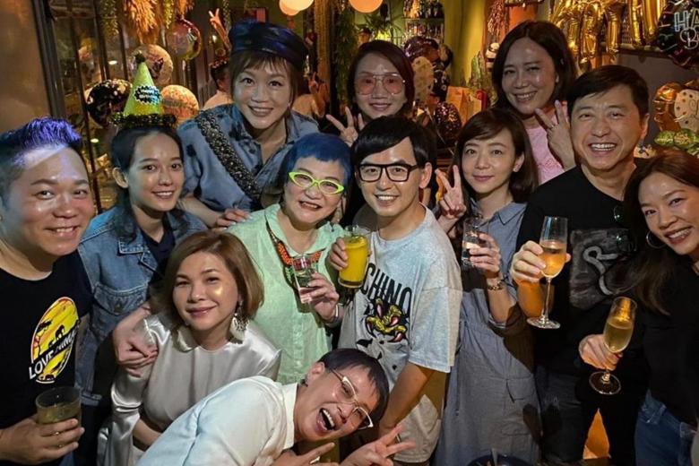 Divorced Taiwanese singer Stella Chang appears at TV host Chang Hsiao ...