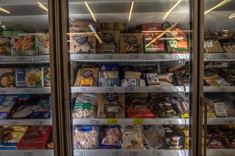 Can you get Covid-19 from chilled, frozen food? Experts say risk is ...