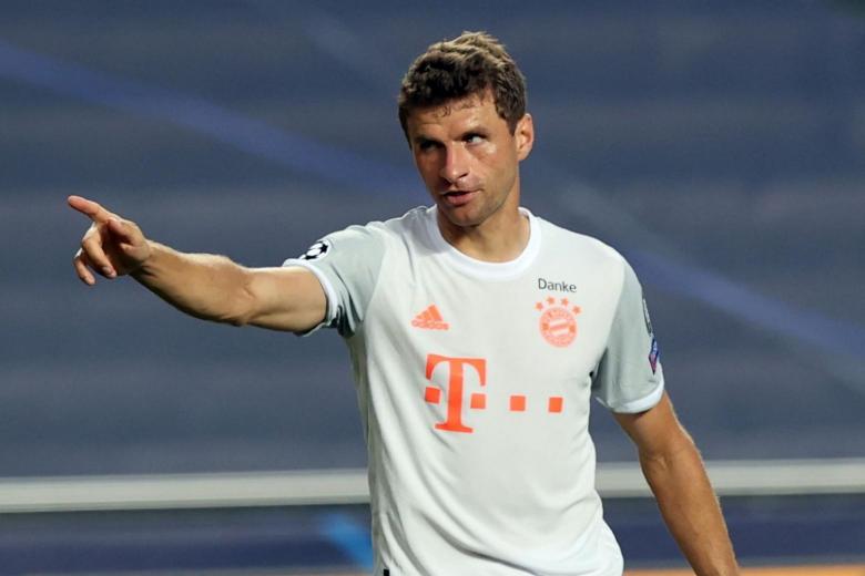 Football: Record-breaker Mueller steals the show from Lewandowski and ...