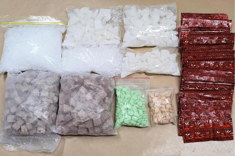 $640,000 worth of drugs seized by CNB; two Singaporeans arrested | The ...
