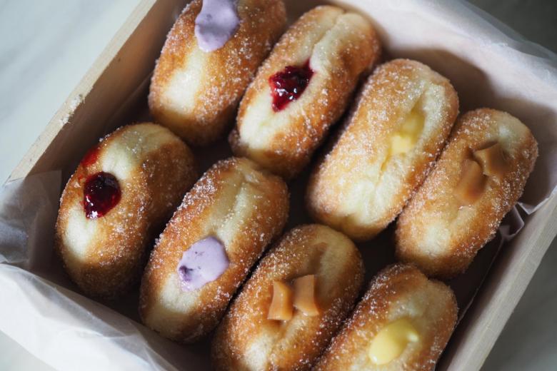 Artisanal doughnuts on the rise: Like coveted concert tickets, they can ...