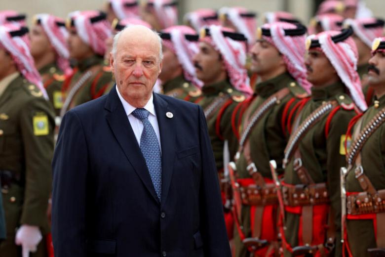 Norway's King Harald to undergo surgery to replace a heart valve | The ...