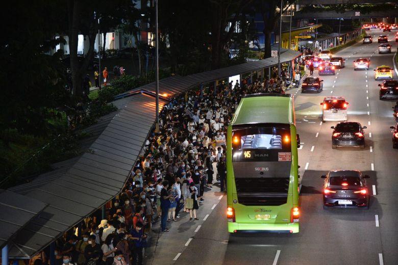 MRT power fault: I was stuck on train for 3 hours, says commuter | The ...