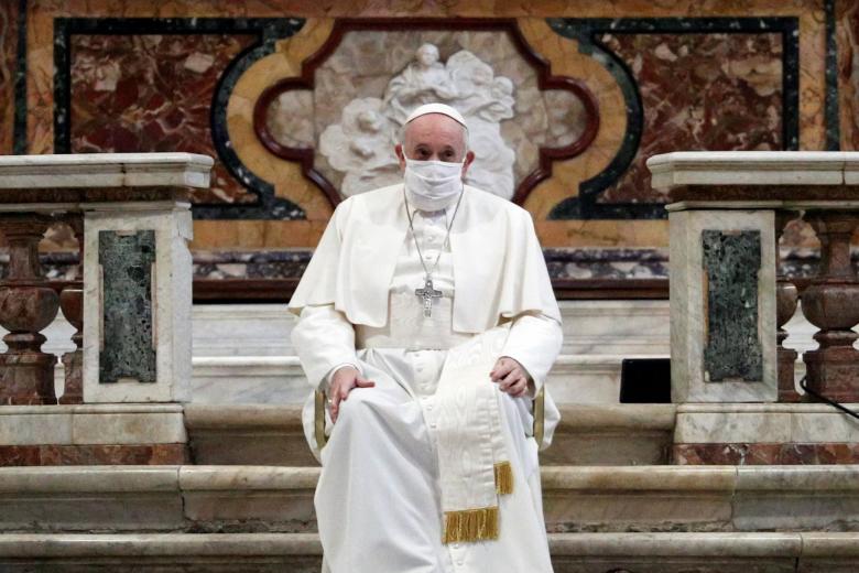 Pope Francis wears mask for first time at public service | The Straits ...