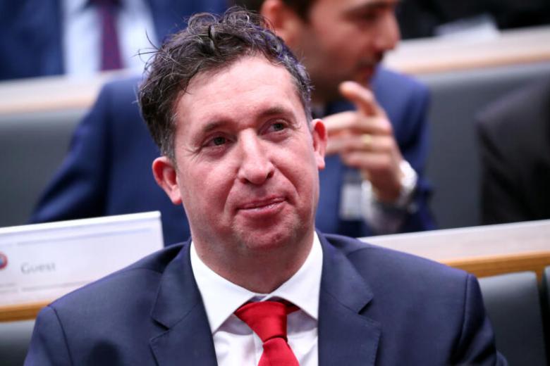 Football: Ex-Liverpool star Fowler wins compensation over Brisbane Roar ...