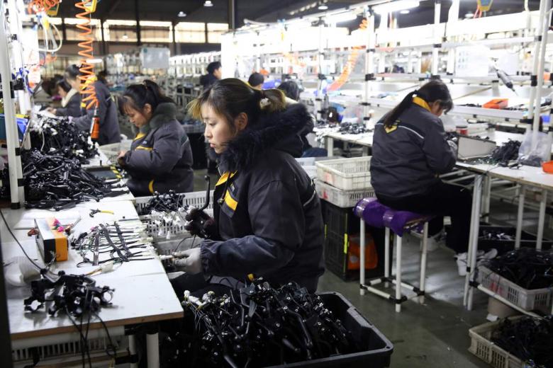 China factory activity growth hits decade high in November | The ...
