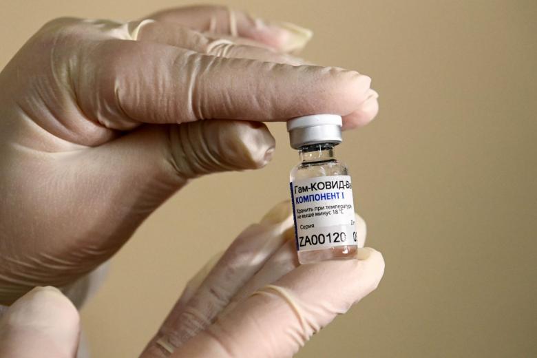 AstraZeneca hitches ride with Russia's Sputnik in Covid-19 vaccine race ...