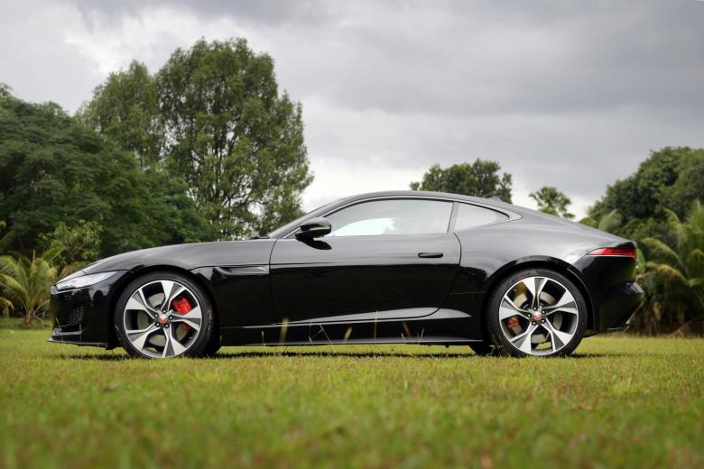 Car review: Jaguar's facelift of F-Type makes a cool cat even cooler ...