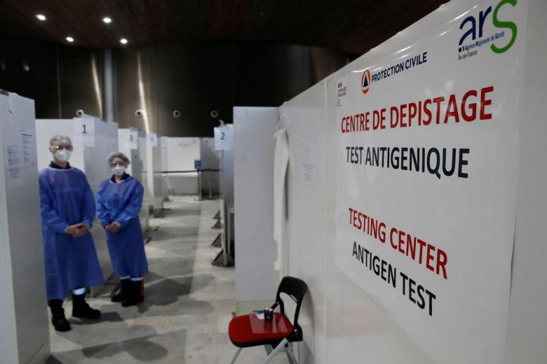 CDC director says preflight Covid-19 tests may ease spread | The ...