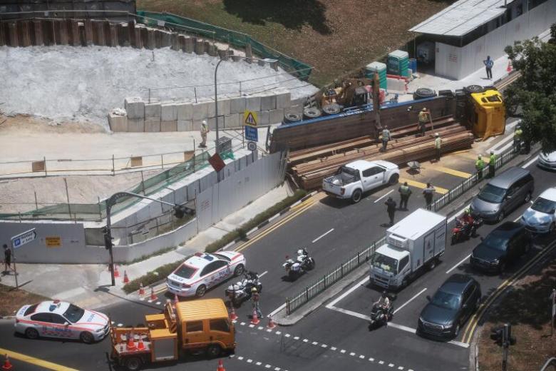 Accident between pickup and trailer in Bedok North St 1 blocks off road ...