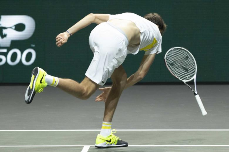 Tennis: Angry Medvedev out of Rotterdam, Rublev beats Murray | The ...