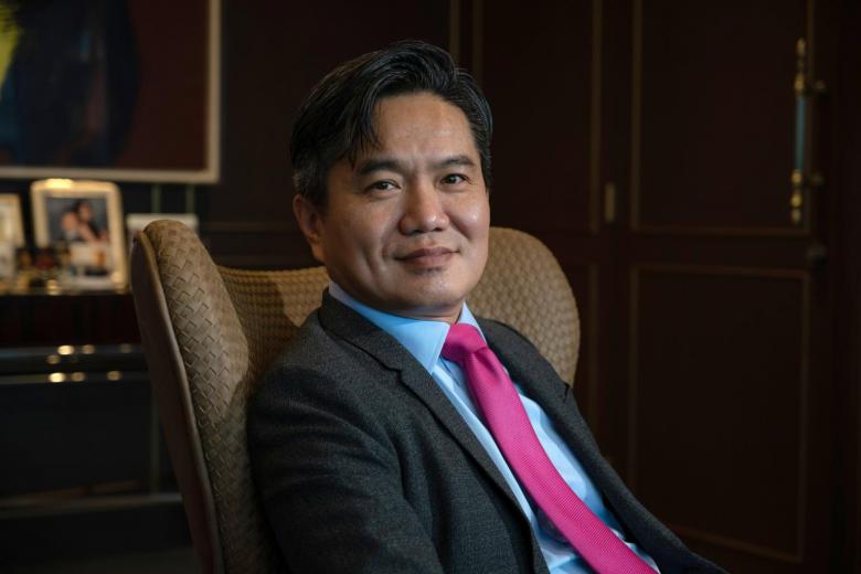 Gambler who bet millions on AirAsia wants everyone to notice | The Straits Times