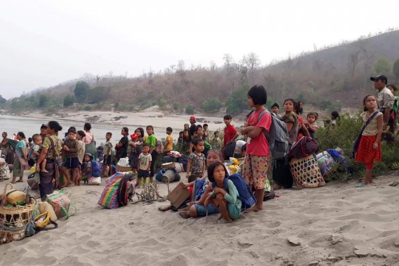 Some Myanmar wounded cross into Thailand, others sent back | The ...