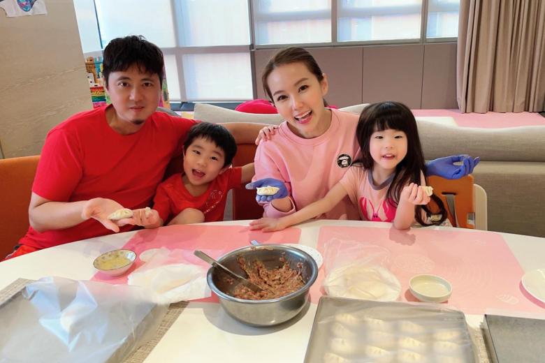 Celebrity Parents: Actress Yvonne Lim on life as stay-at-home mum in ...