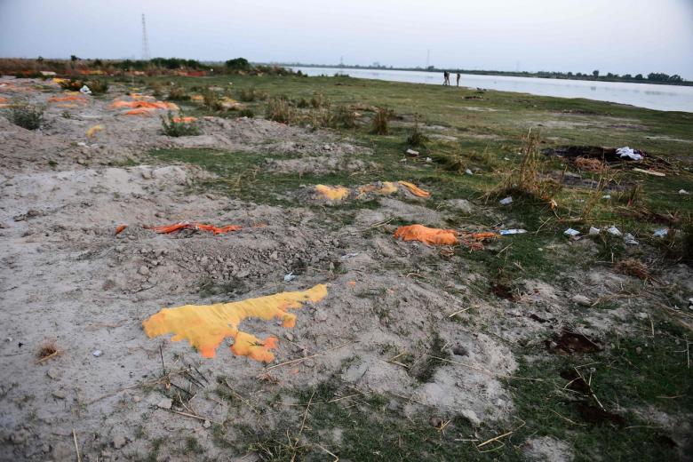 Bodies of Covid-19 victims among those dumped in India's Ganges ...