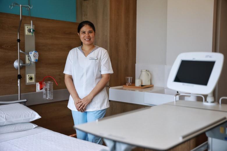 'It was easy to learn English on the job, from patients': Nurse from ...