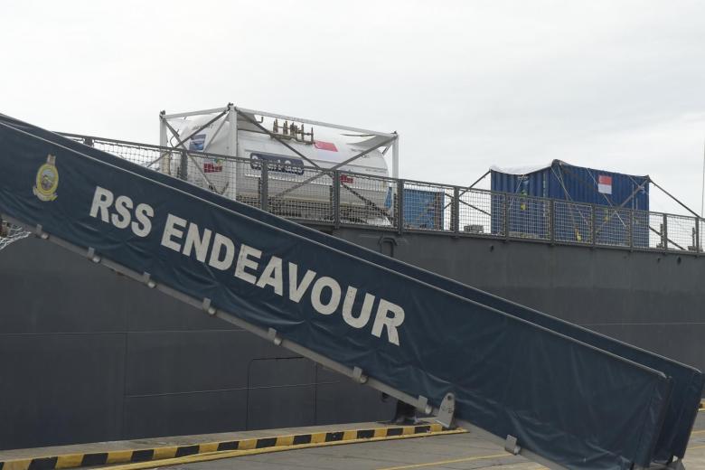 Singapore Navy ship leaves with life-saving oxygen supplies to support ...