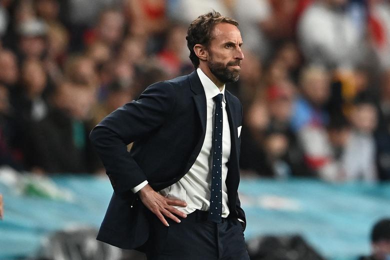 Football: Southgate accepts responsibility for penalty 'gamble' in Euro ...
