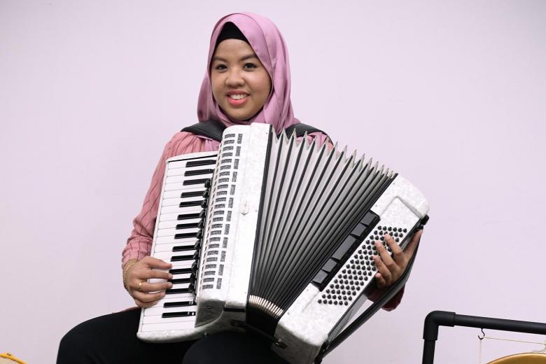 Young Singapore composers: Fusing Malay traditions with modern sounds ...