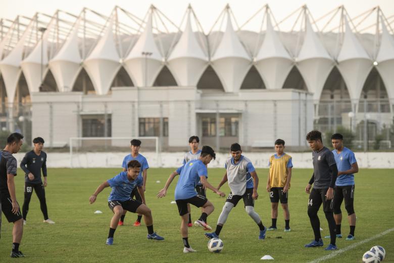 Football: Tampines Rovers player tests positive for Covid-19 upon ...