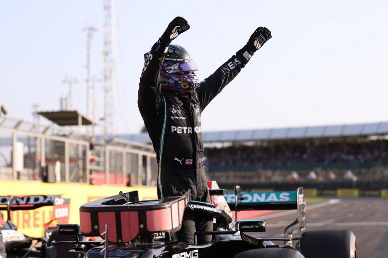 Motor racing: Hamilton qualifies fastest for F1's new Saturday sprint ...