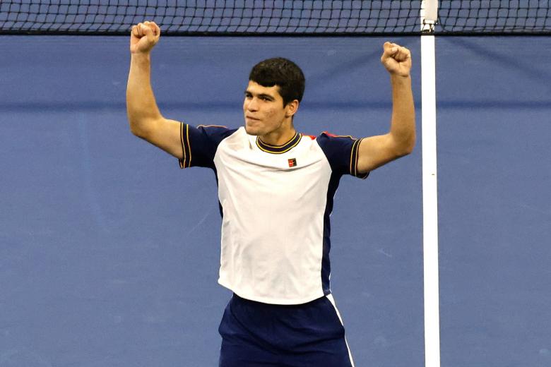 Tennis: Alcaraz youngest in Open era to reach men's q-finals at ...