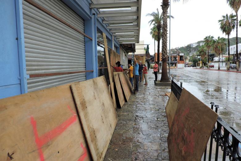Hurricane Olaf makes landfall near Mexico's Los Cabos | The Straits Times