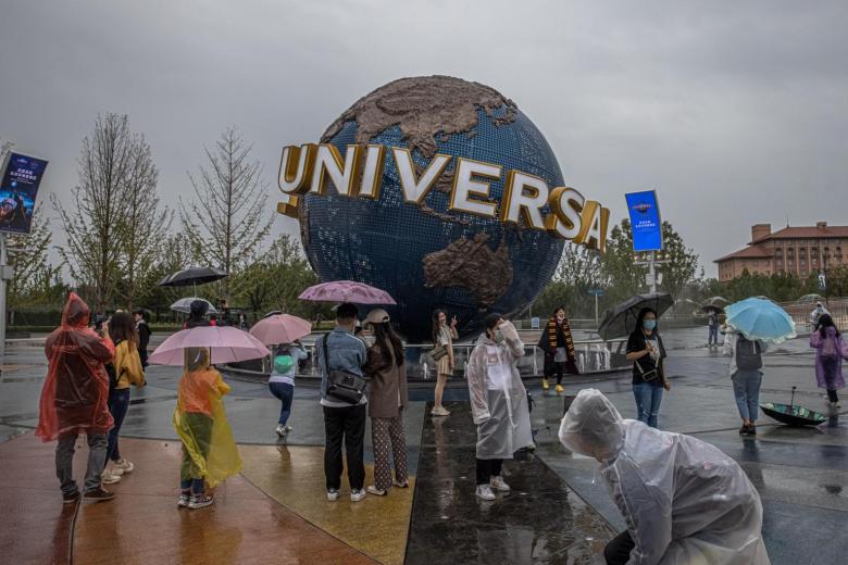 Jumbo Seafood opens outlet in new Universal Studios theme park in ...