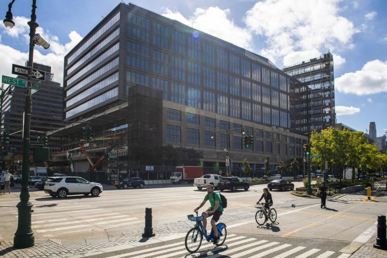 Google to spend US$2.1 billion on office building in New York amid ...