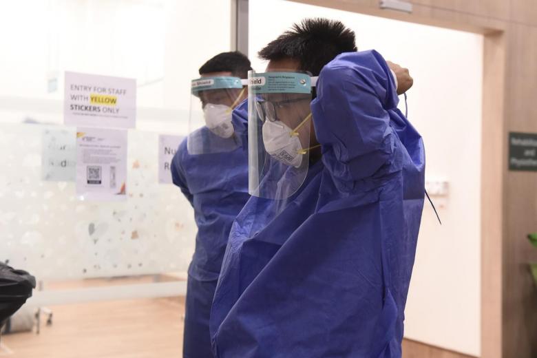 70 SAF medical, nursing, administrative staff to help at Covid-19 ...