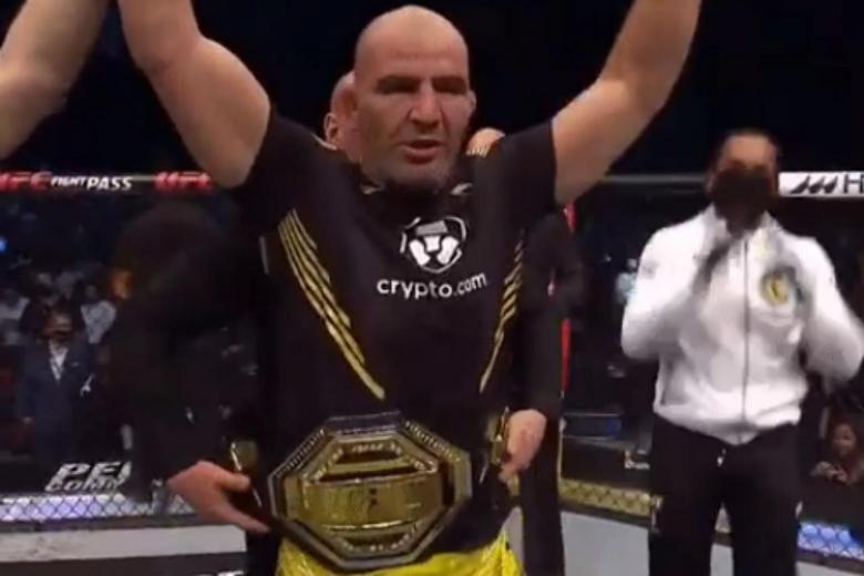 MMA: Teixeira submits Blachowicz to win UFC belt | The Straits Times