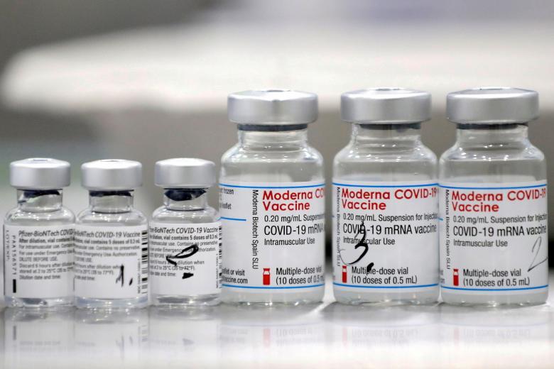 'Perfectly safe' to have a different mRNA vaccine when getting booster ...