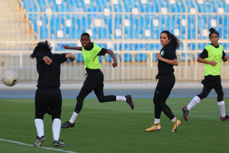 Saudi girls dream big with launch of soccer league for women | The ...
