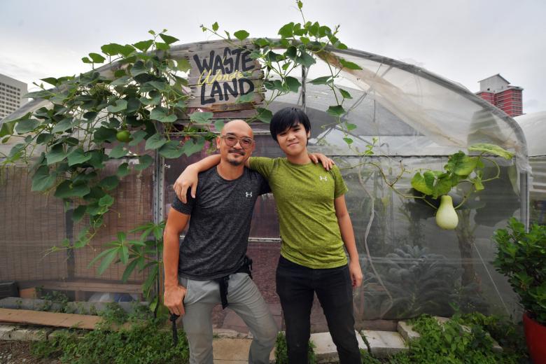 Father-son project rearing flies leads to a new job | The Straits Times