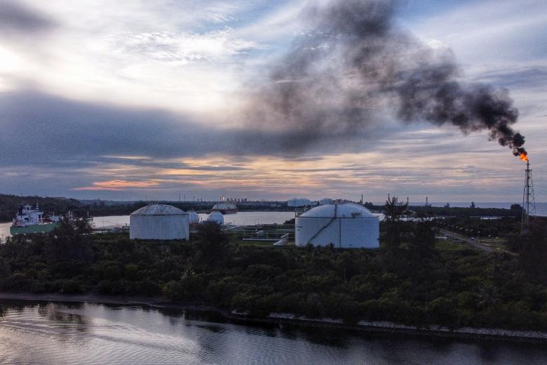 Indonesia offers 8 new oil and gas blocks for bids | The Straits Times