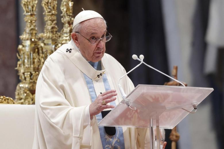 Pope urges peace at New Year, says hurting women insults God | The ...