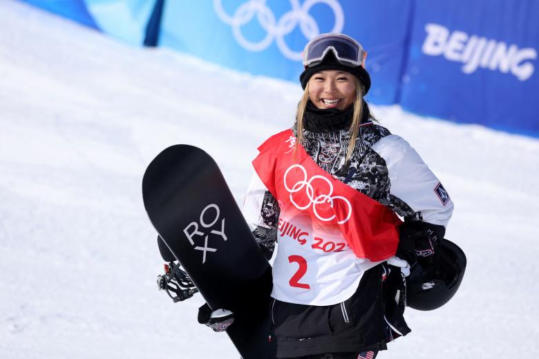 Winter Olympics: US star Chloe Kim scorches to snowboard halfpipe gold ...