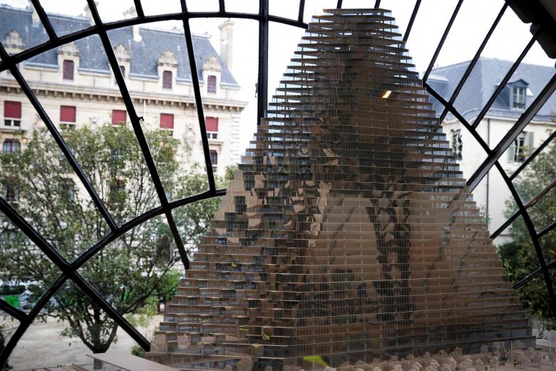 Paris starts building 'Triangle' tower despite opposition | The Straits ...