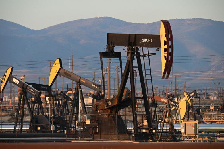 America is finally cleaning up its abandoned, leaking oil wells | The ...