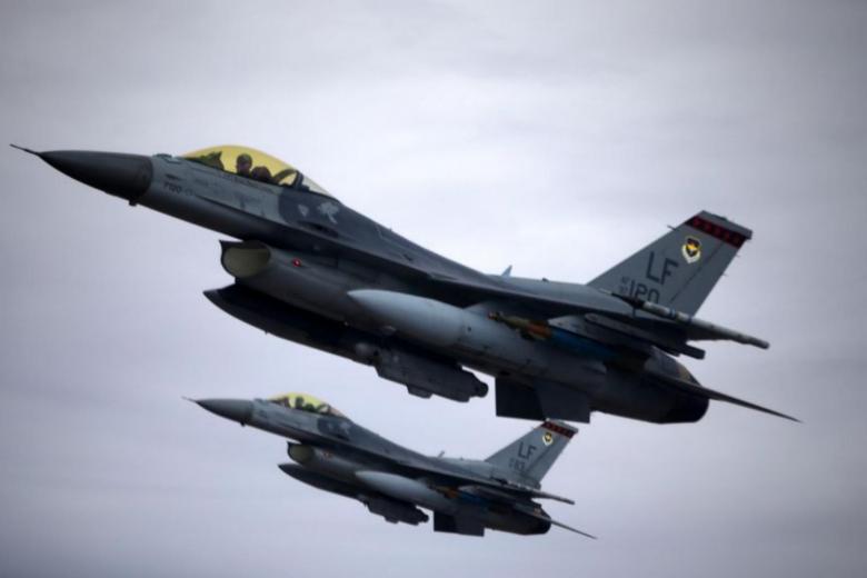 RSAF F-16 fighters scrambled to escort 'hijacked' aircraft in air ...