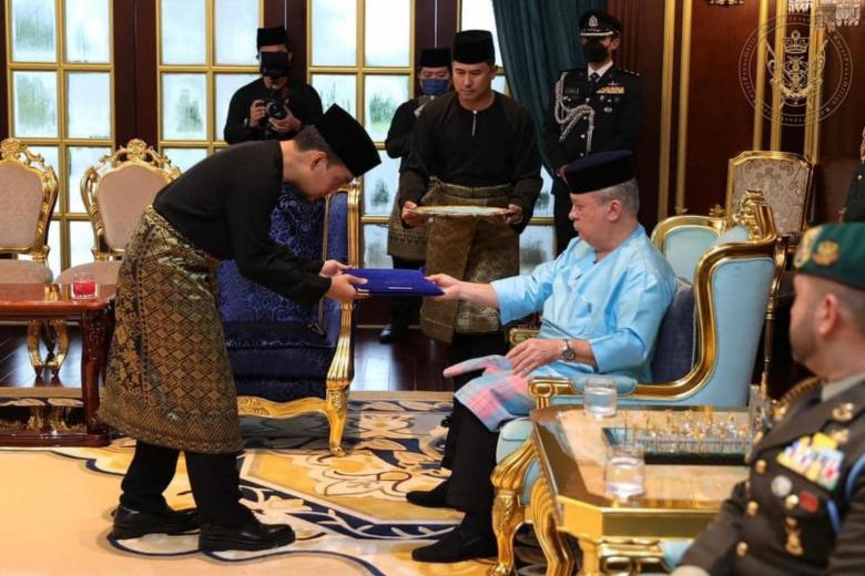 Johor ruler appoints surprise new menteri besar Onn Hafiz, after ...